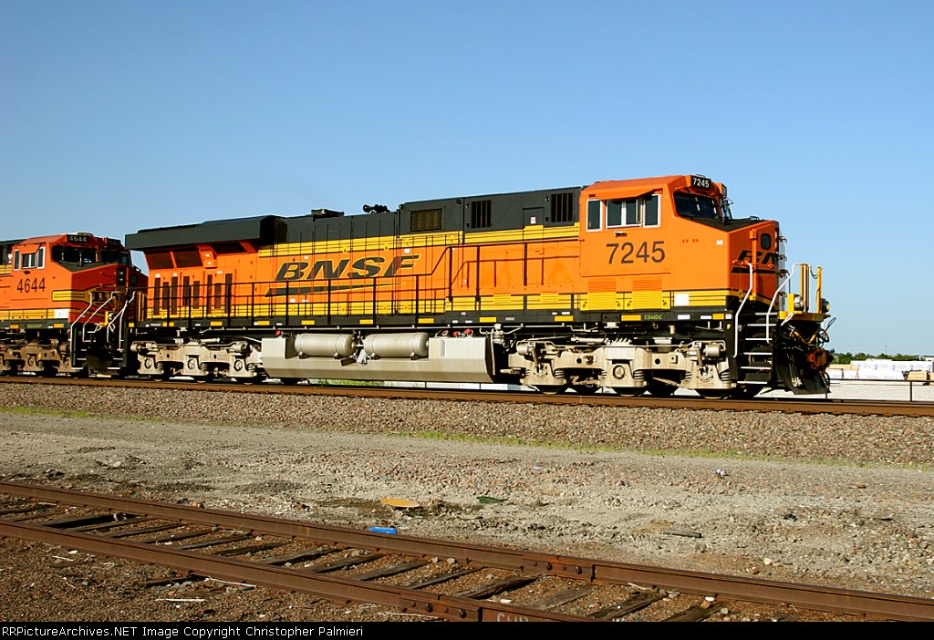 BNSF 7245